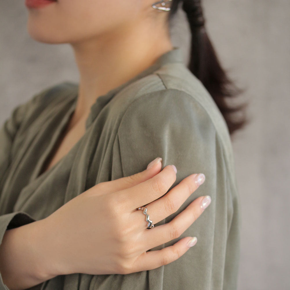 Puffy Wave Band Ring