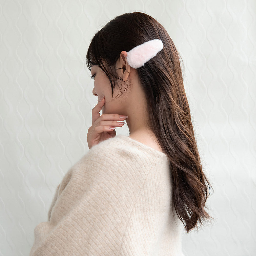 Fluffy Muted Snap Clip